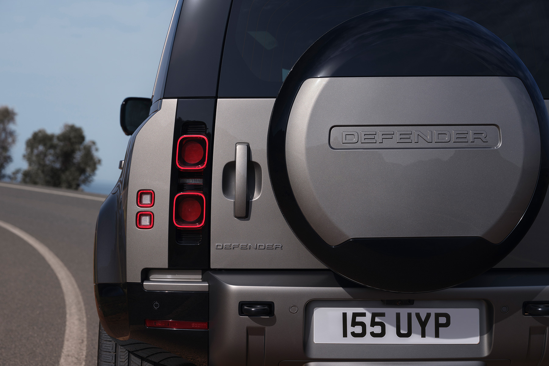 Land Rover Defender 110 Subscription | Compact Power | Pivotal